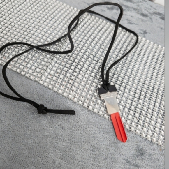 Marc Jacobs | Jewelry | Low Startmarc Jacobs Lipstick Key Charm ...